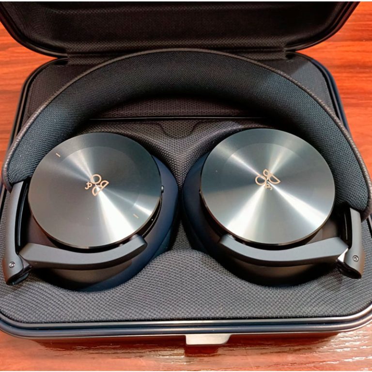 BANG & OLUFSEN BEOPLAY H95 NAVY (Ocasión) - Sound Sevilla