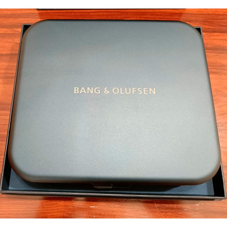 BANG & OLUFSEN BEOPLAY H95 NAVY (Ocasión) - Sound Sevilla